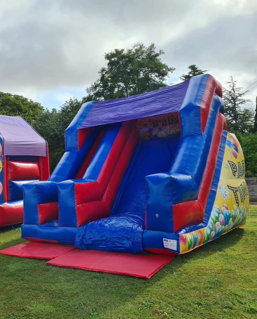 Bouncy Castles with Slides - Bouncy Castle Hire in North Yorkshire